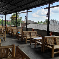 Grand Cafe Jember: Your Ideal Spot for Dining, Drinks, and Live Music